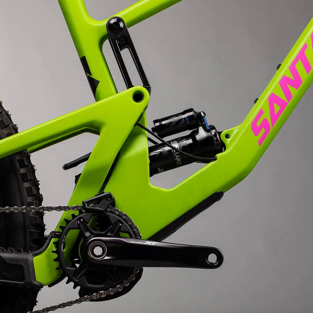 2022 Santa Cruz Nomad 5
